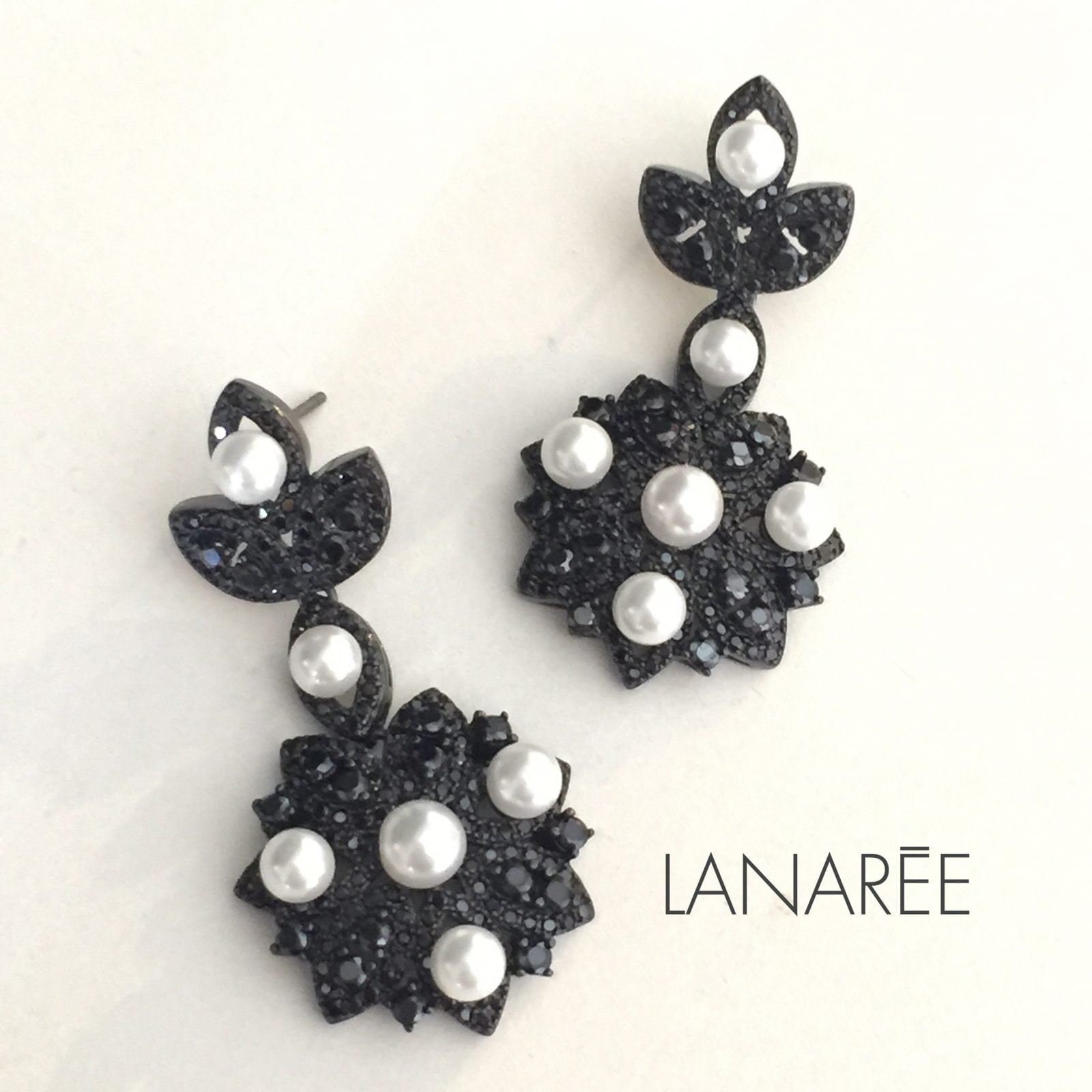 Brinco de Prata Cravejado Zircônia – Lanarée Semijoias